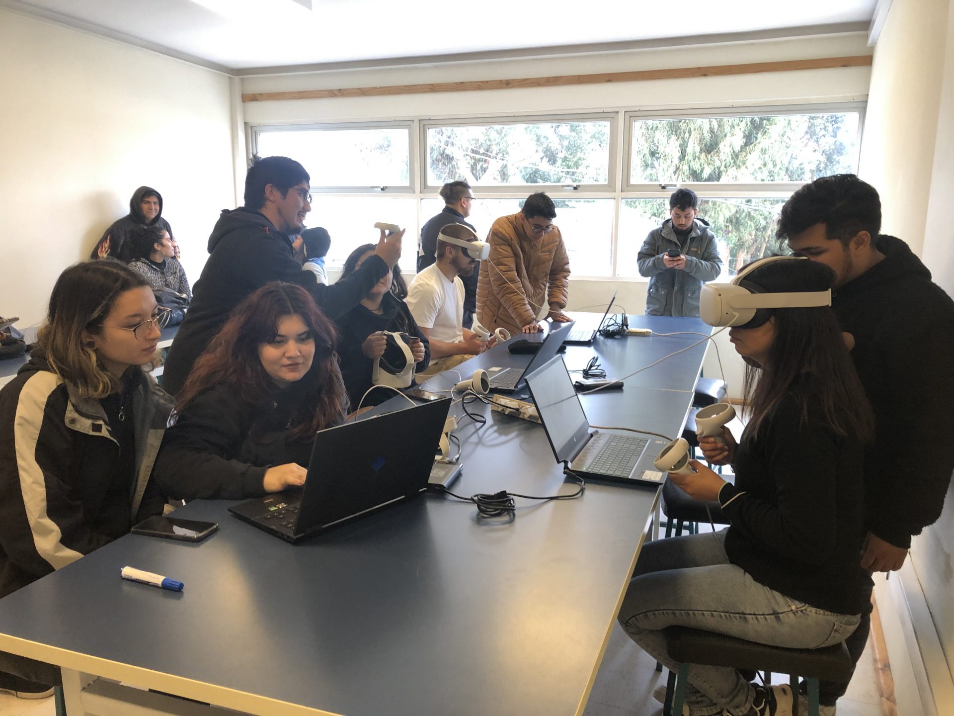 Con realidad virtual incentivan procesos de aprendizaje de estudiantes ...