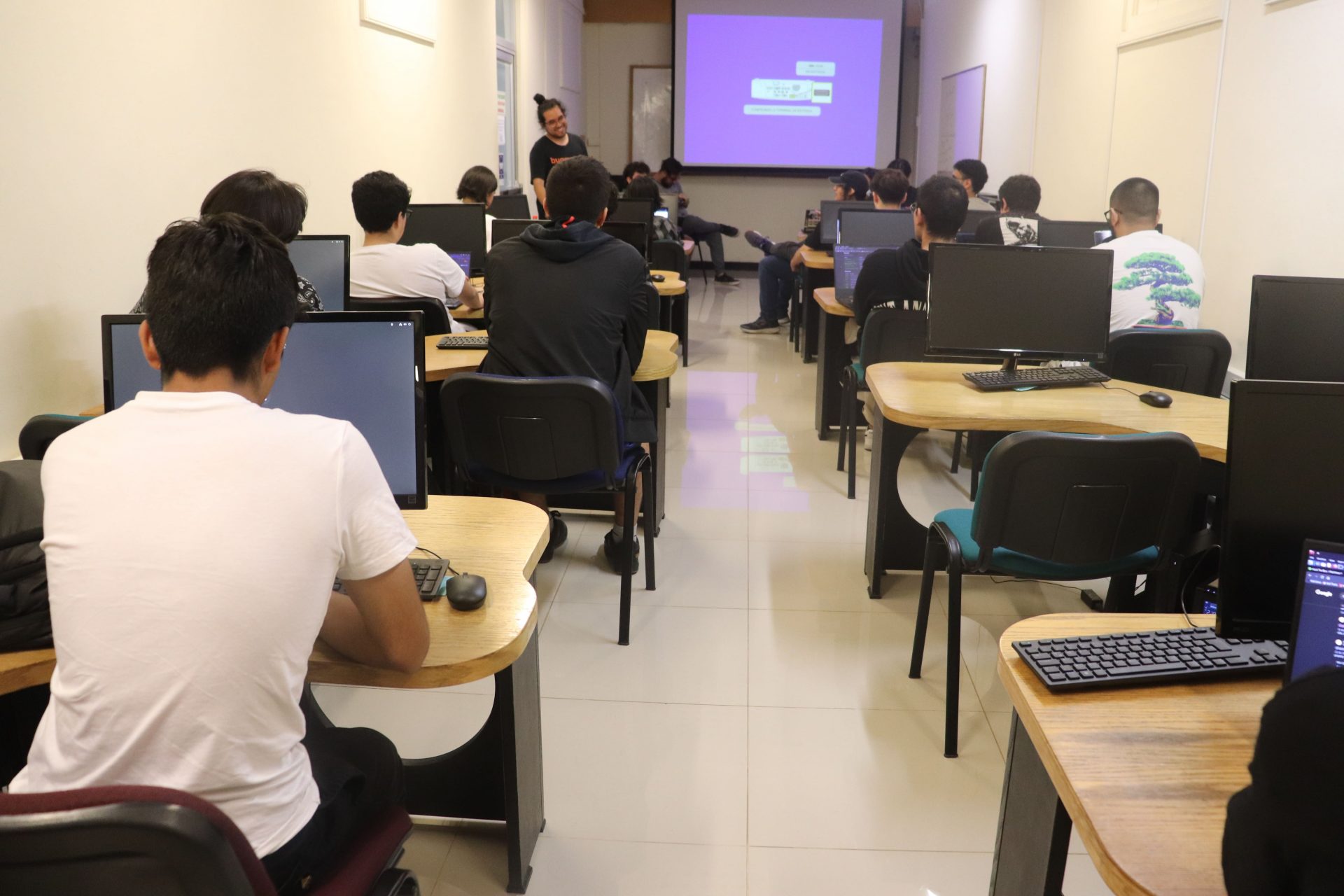 Estudiantes de Ingeniería Civil Informática realizan jornadas de ...