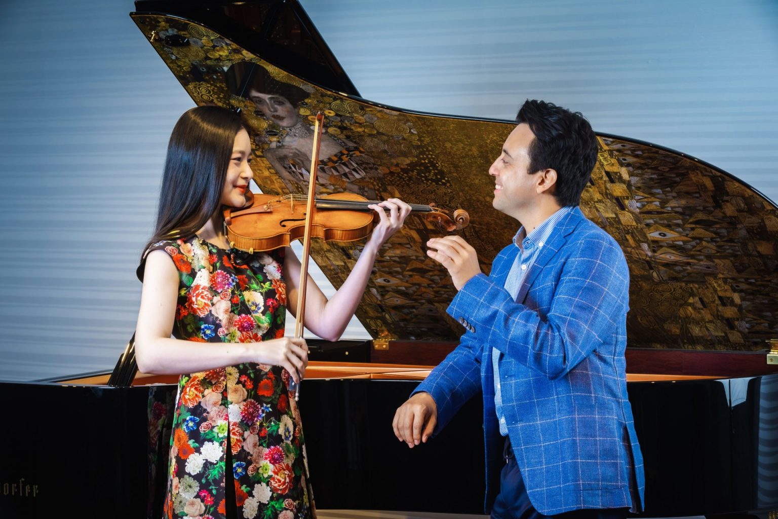 La virtuosa violinista japonesa Mai Suzuki se presenta junto al destacado pianista Danor ...