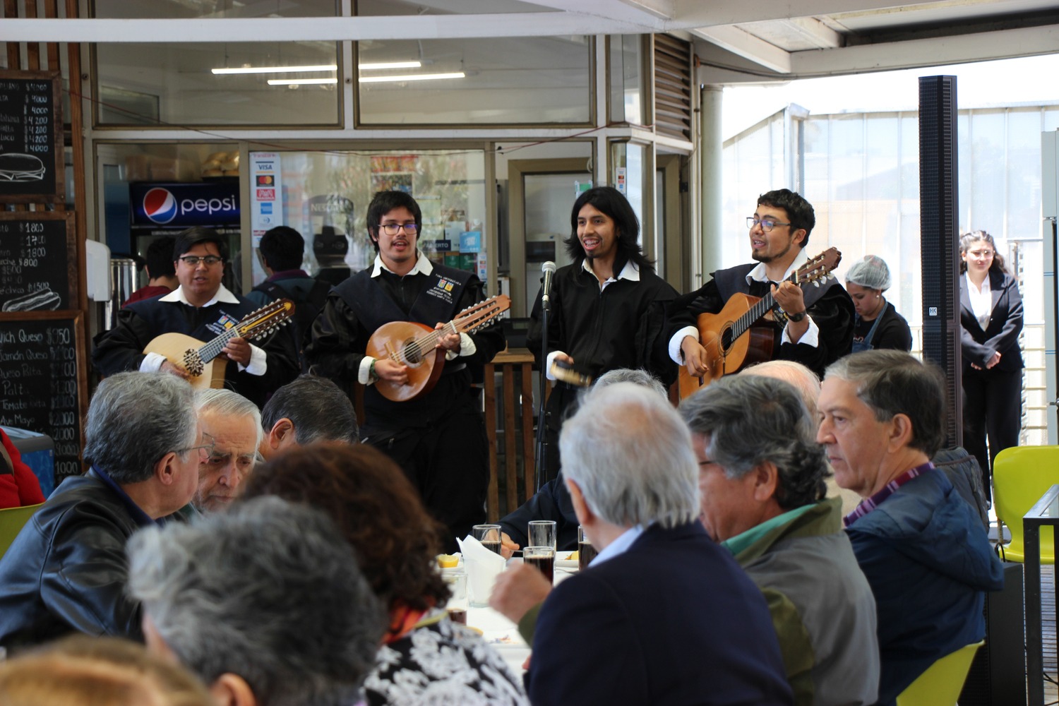 Exfuncionarios de la USM se reúnen en Valparaíso - Universidad Técnica ...